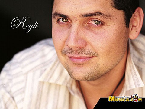 Fotos de Reyli - Musica.com