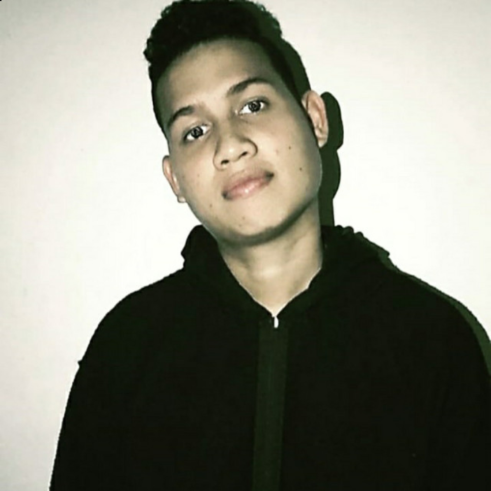 Daniel Escobar - Letras - Musica.com