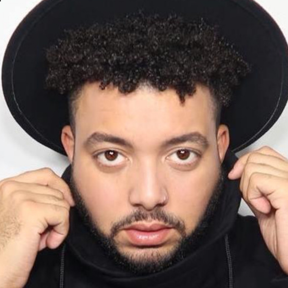 Cuarto cerrado - Letra - Exsl - Musica.com