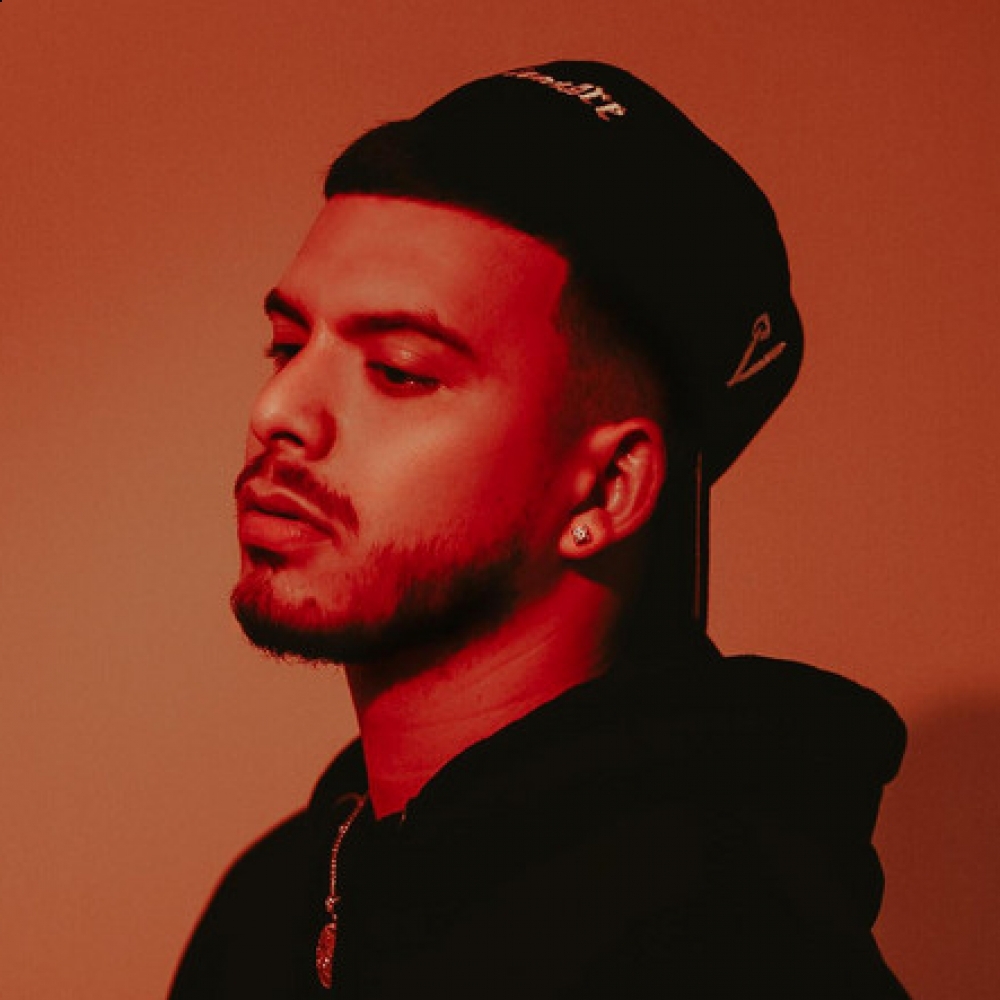 Biografía de Gonzy - Musica.com