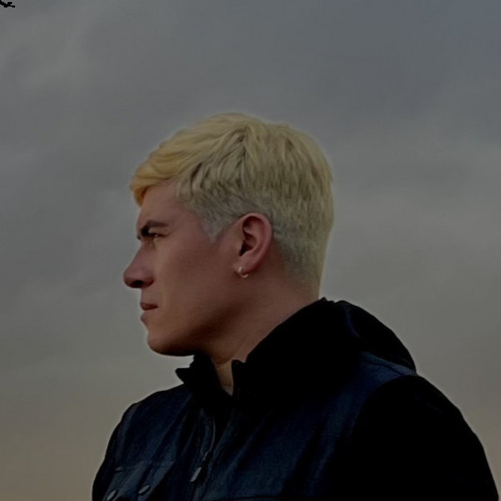 Con Los Mios - Letra - Jona Music - Musica.com