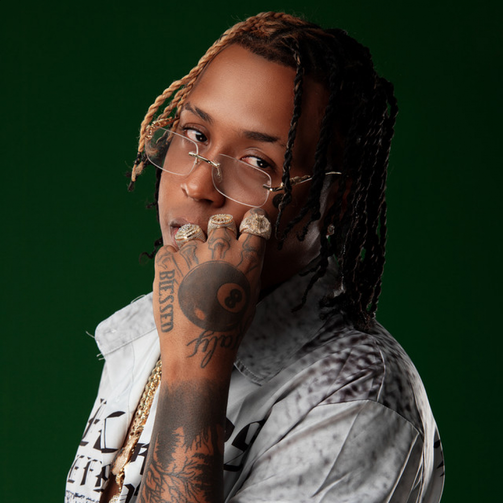 Biografía de Kaly Ocho - Musica.com