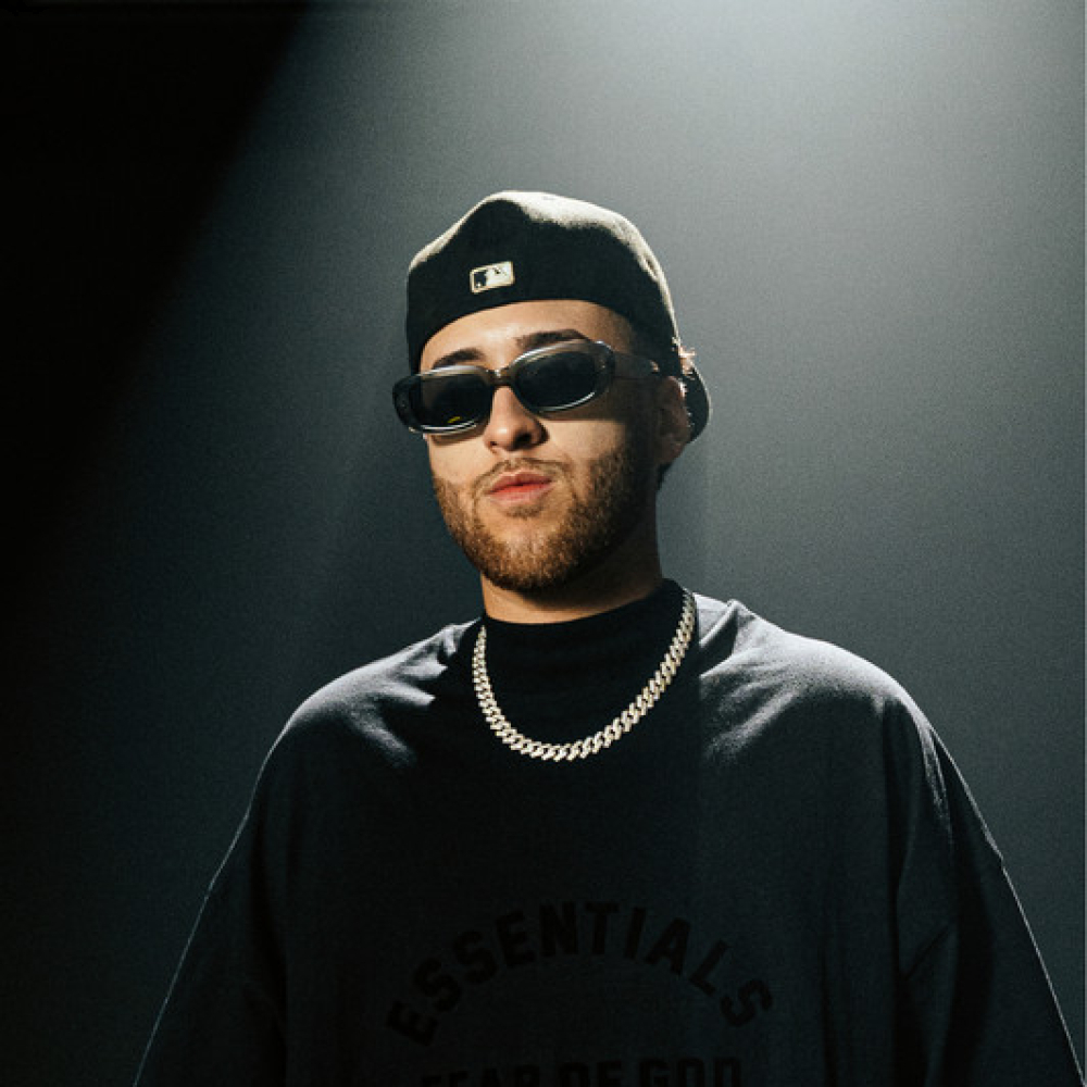 Me Tienes Flotando - Letra - Lexander PR - Musica.com