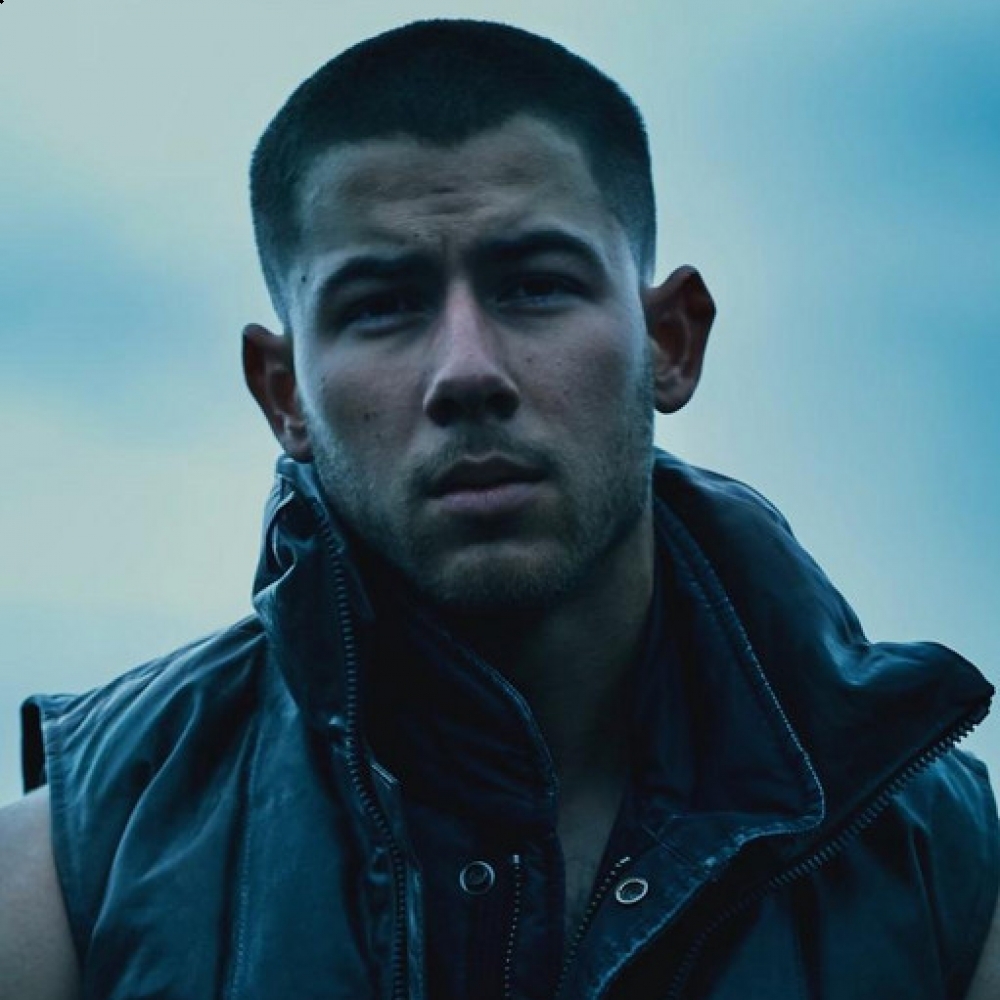 Hello Beautiful - Letra - Nick Jonas - Musica.com
