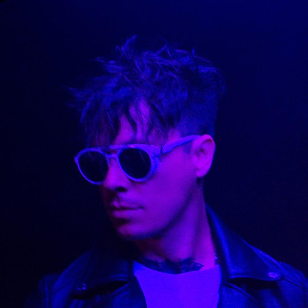 Un Momento En Mil - Letra - Salim Vera - Musica.com