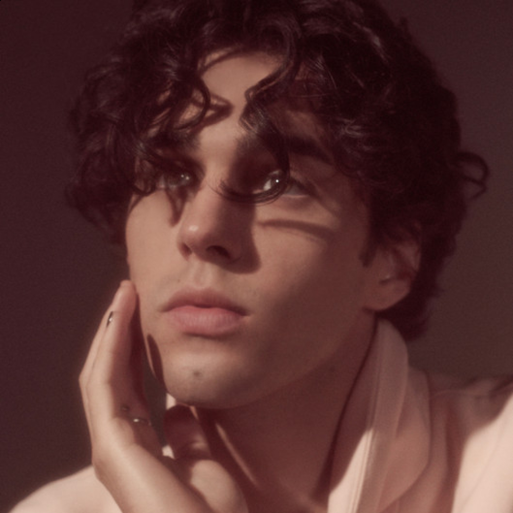 Stephen Sanchez - Letras - Musica.com