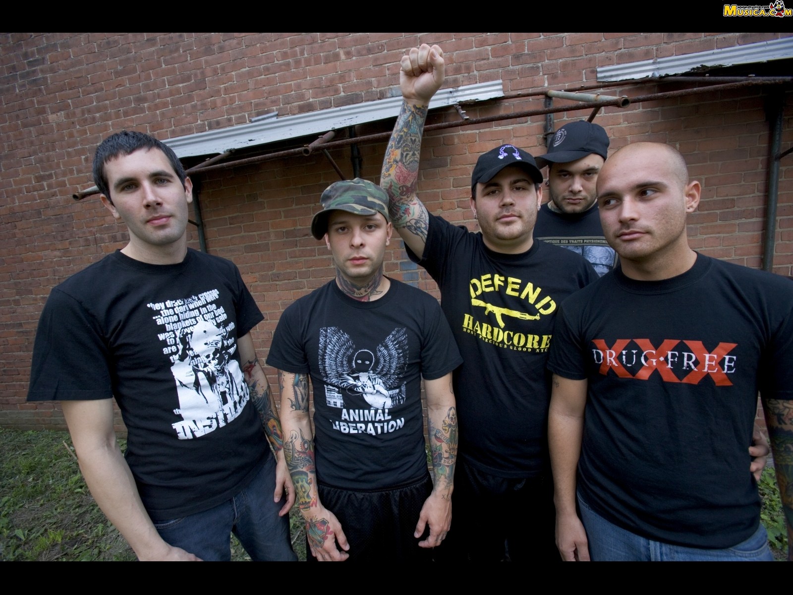 Fondo de pantalla de Remembering Never - MUSICA.COM