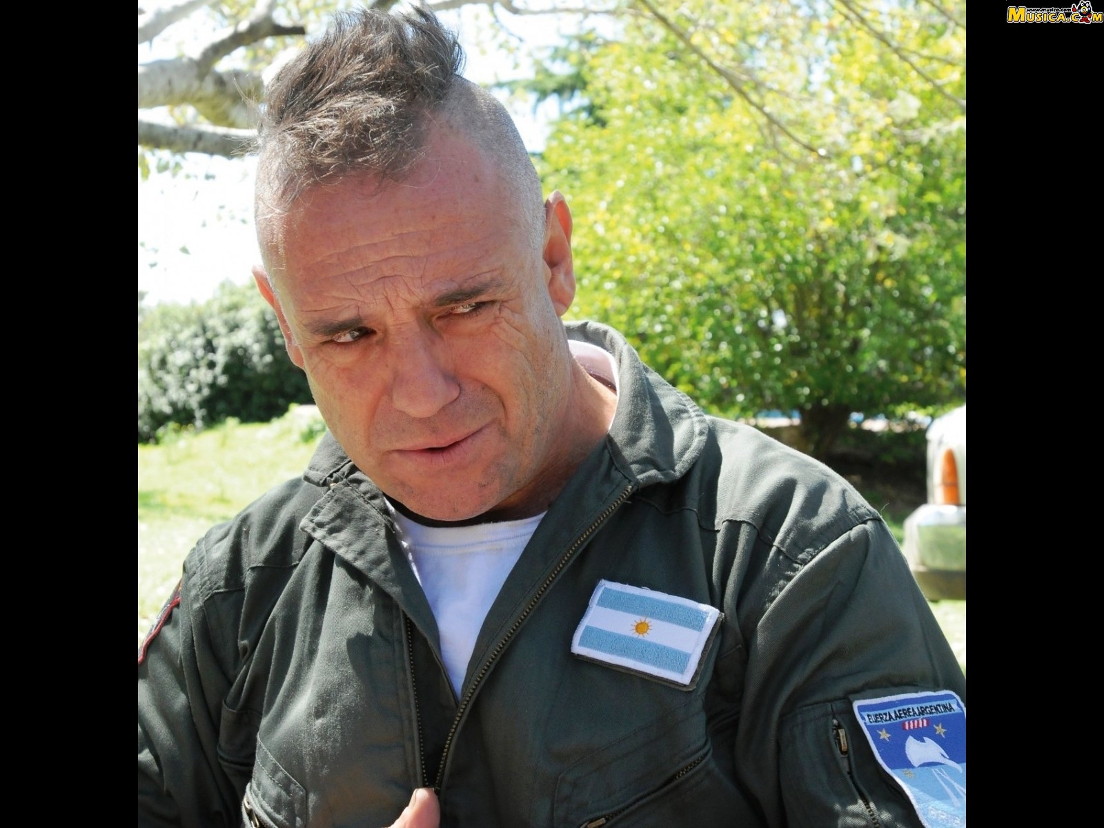 Fondo de pantalla de Ricardo Iorio - MUSICA.COM
